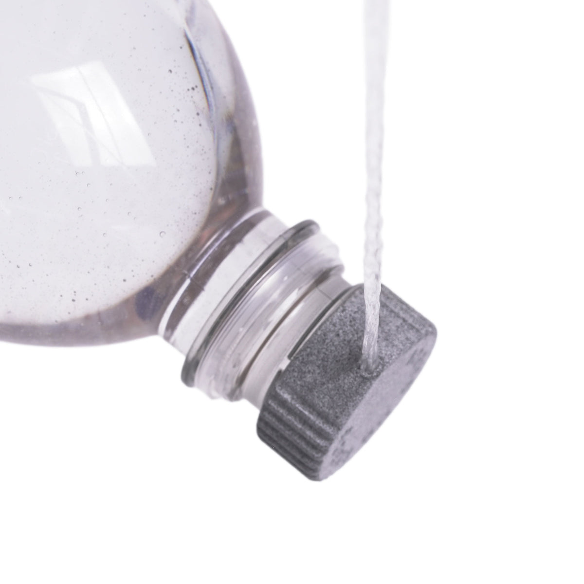 bottle cap bidet – igneous